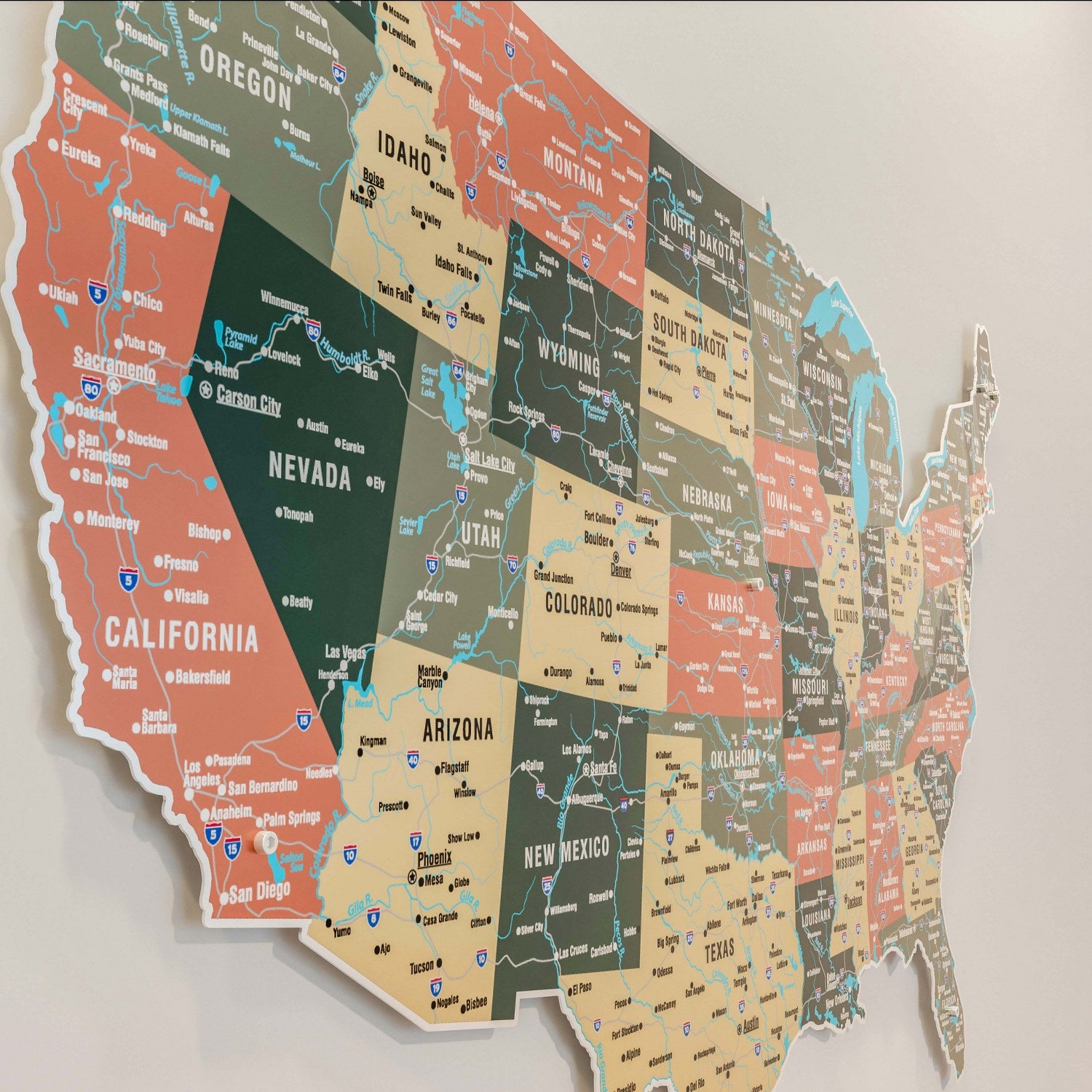 Sage Colors Metal Map of USA - UV Print on Metal Wall Art – ColorfullWorlds